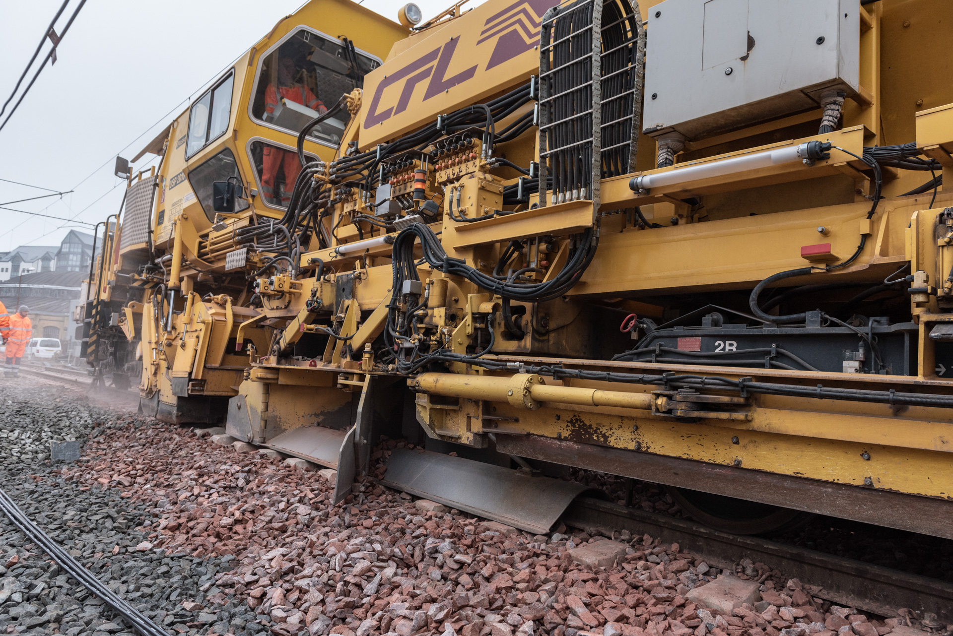 The ballast plough: A ballast redistribution working machine - Blog CFL - Société Nationale des ...